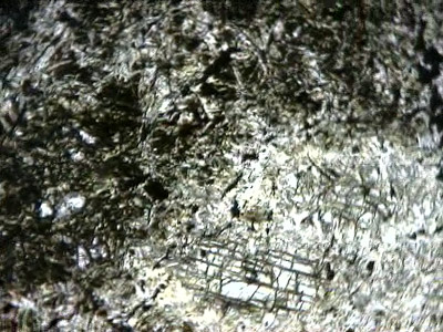 Microscope Polarisant Virtuel - Serpentinite